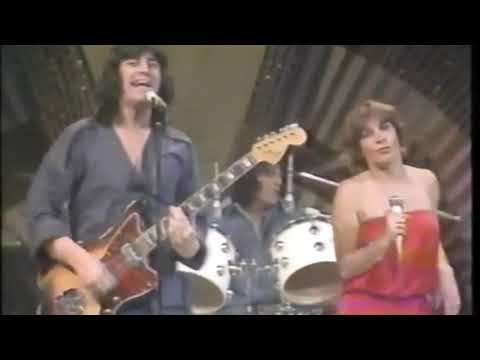 HELEN REDDY and HAMILTON, JOE FRANK & REYNOLDS - FALLIN IN LOVE