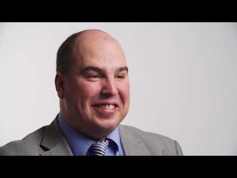 Dr Adam Boddison on Standardized Testing | HundrED