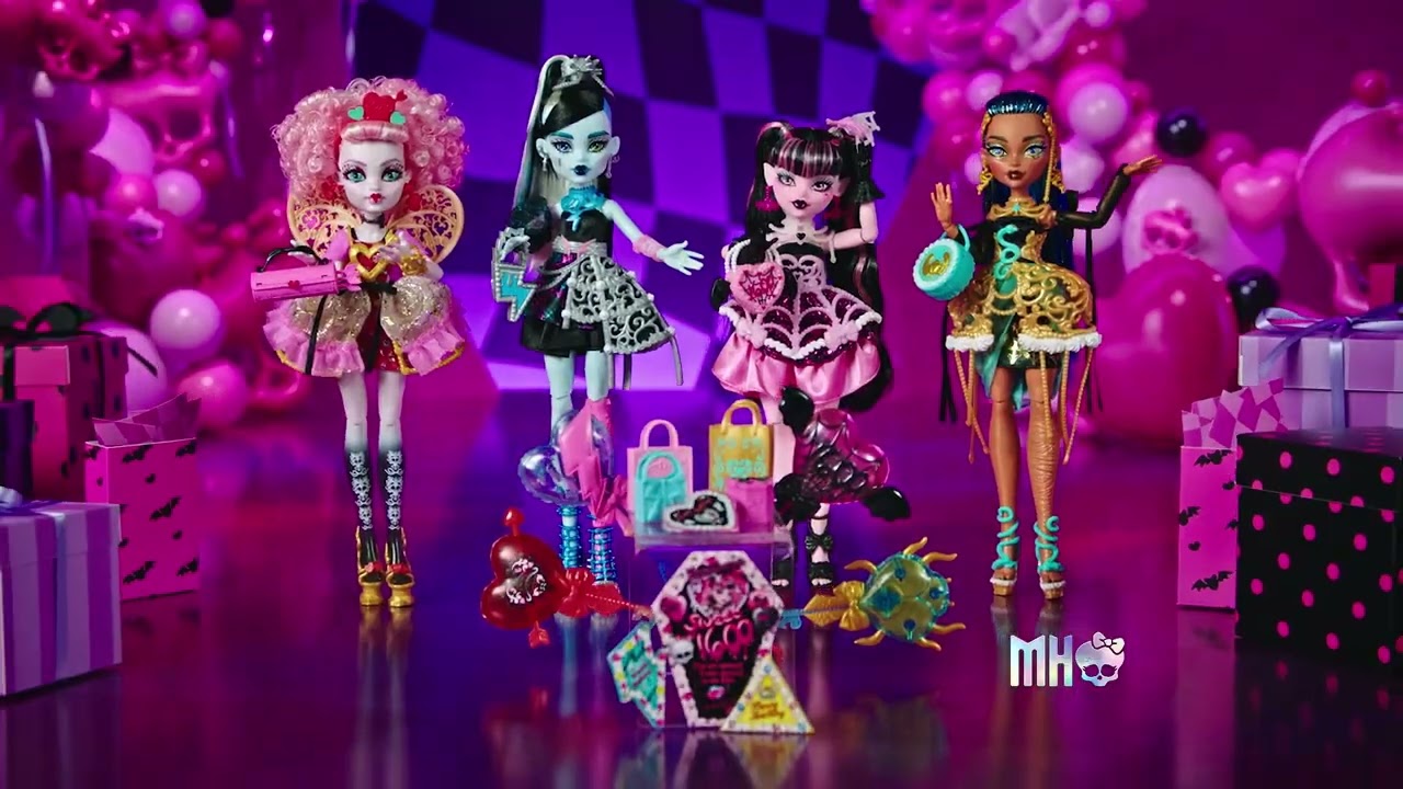 Monster High Scary Sweet Birthday Dolls & Boo-tique Hotel | AD