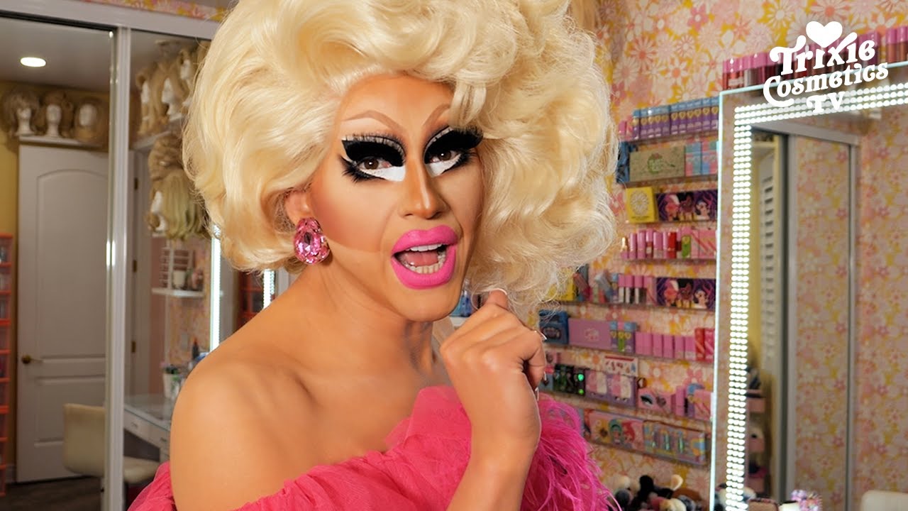 Inside Trixie’s Drag Room | Trixie Gives a Tour of Her Drag Studio