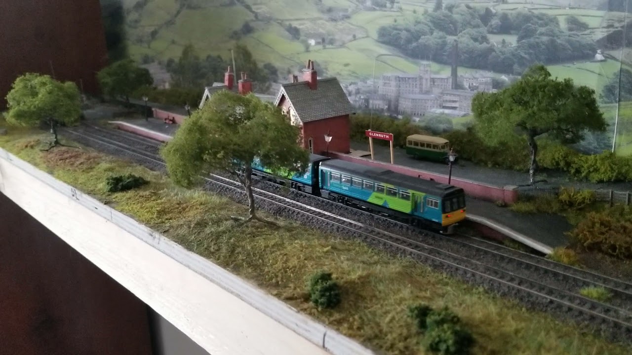 N gauge shelf layout 'GlenRuth'.