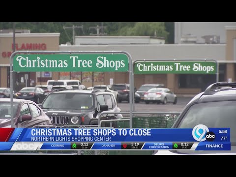 Christmas tree shops to close