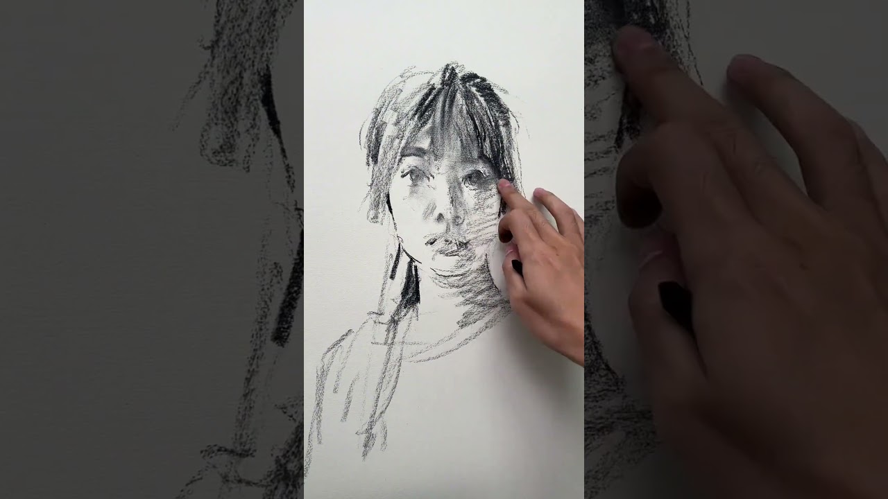 Easy Charcoal Drawing #charcoaldrawing #portraitdrawing #charcoaldrawingtutorial