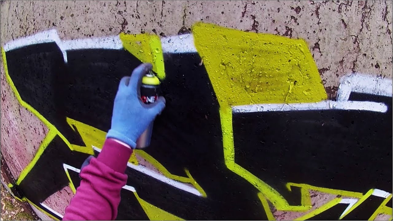 Graffiti - Black and Yellow || Zote 218