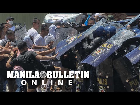 CDM members showcase their skills in dispersing protesters and demonstrated routines in the CDM Comp