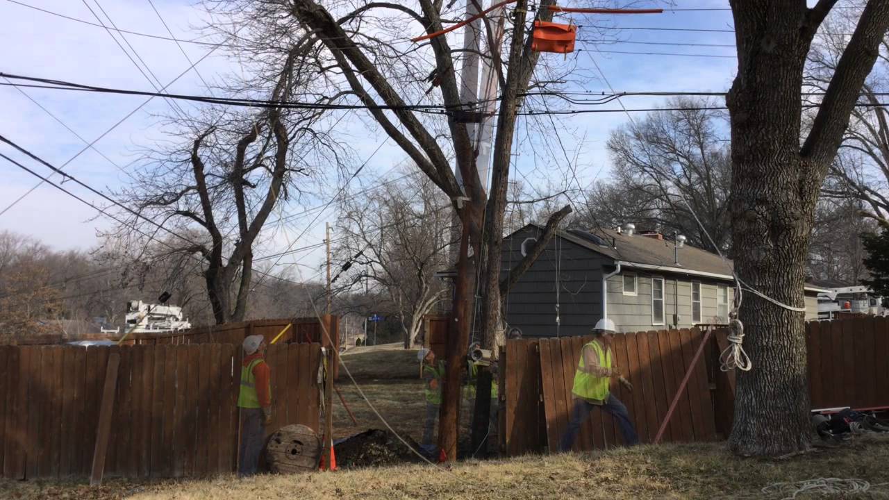 T&D How: Pole Setting off Existing Pole