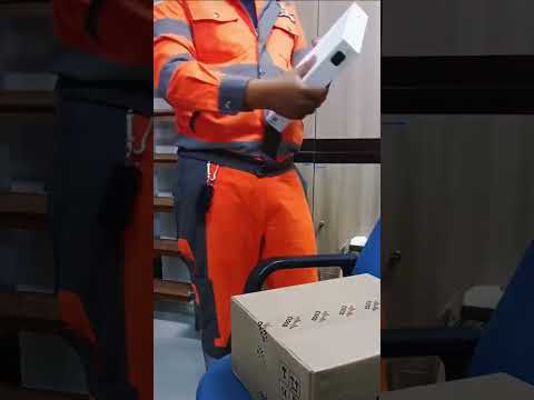 Unboxing Cisco C1000