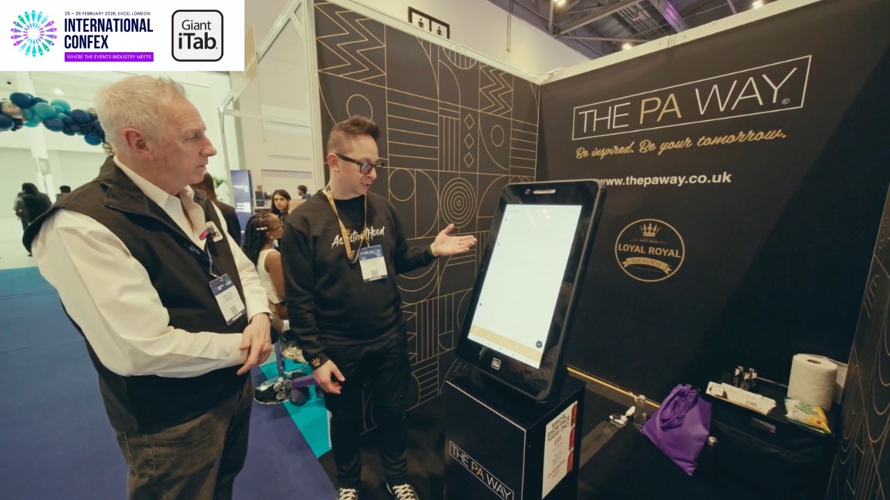 How do Exhibitors use the Giant iTab?