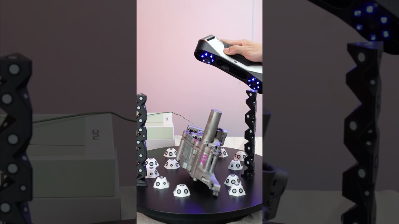 Creality Scanner Raptor scanning a oil pump