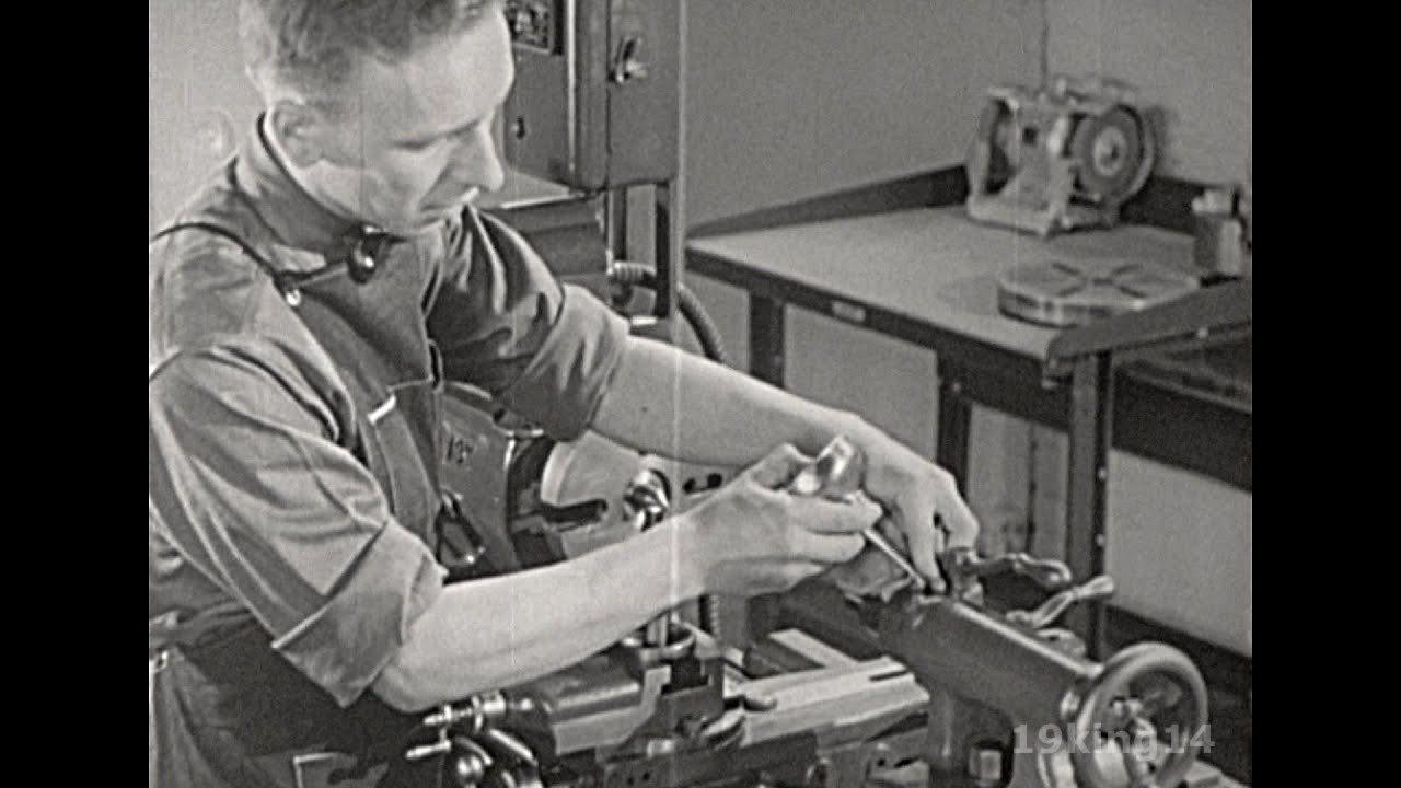 Lathe Operation - Cutting a Taper