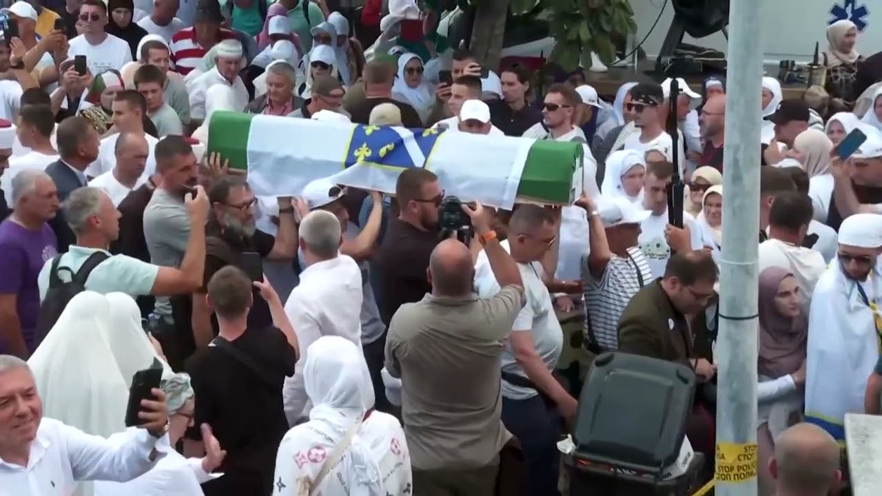 Bosnians honor Srebrenica genocide victims 30 years on | REUTERS