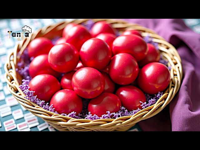 How to Naturally Dye Easter Eggs with Onion Skins | Galaxy