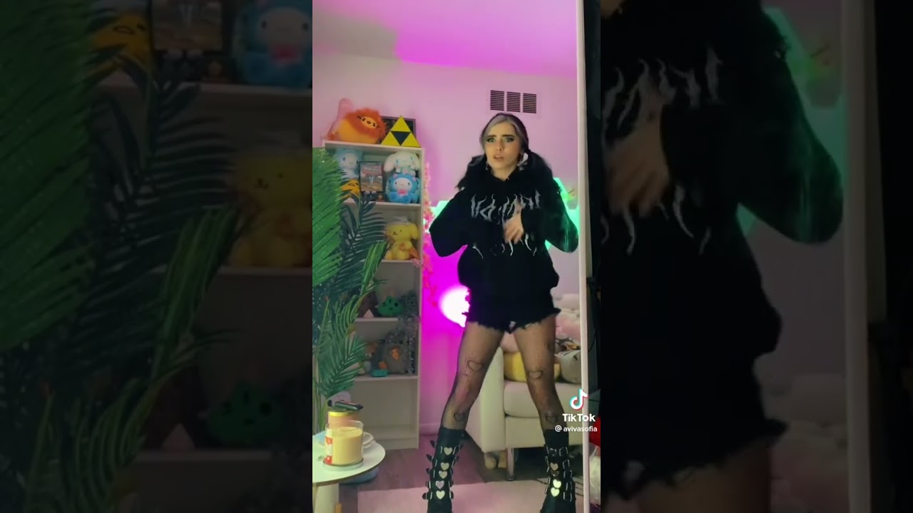 I wanna be a bimbo #dance #dancing #lipsync #egirl