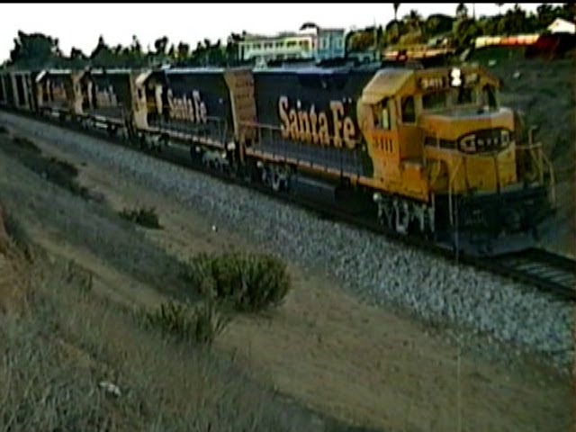 Exploring the Sounds of San Diego's Morning Freight Trains in 1990 | Galaxy