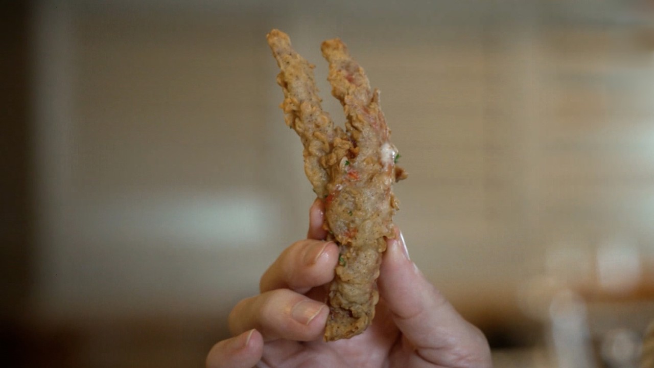 Move Over, Crabs! The Growing Craze for Soft-Shell Crawfish | SWI | 4/3/26