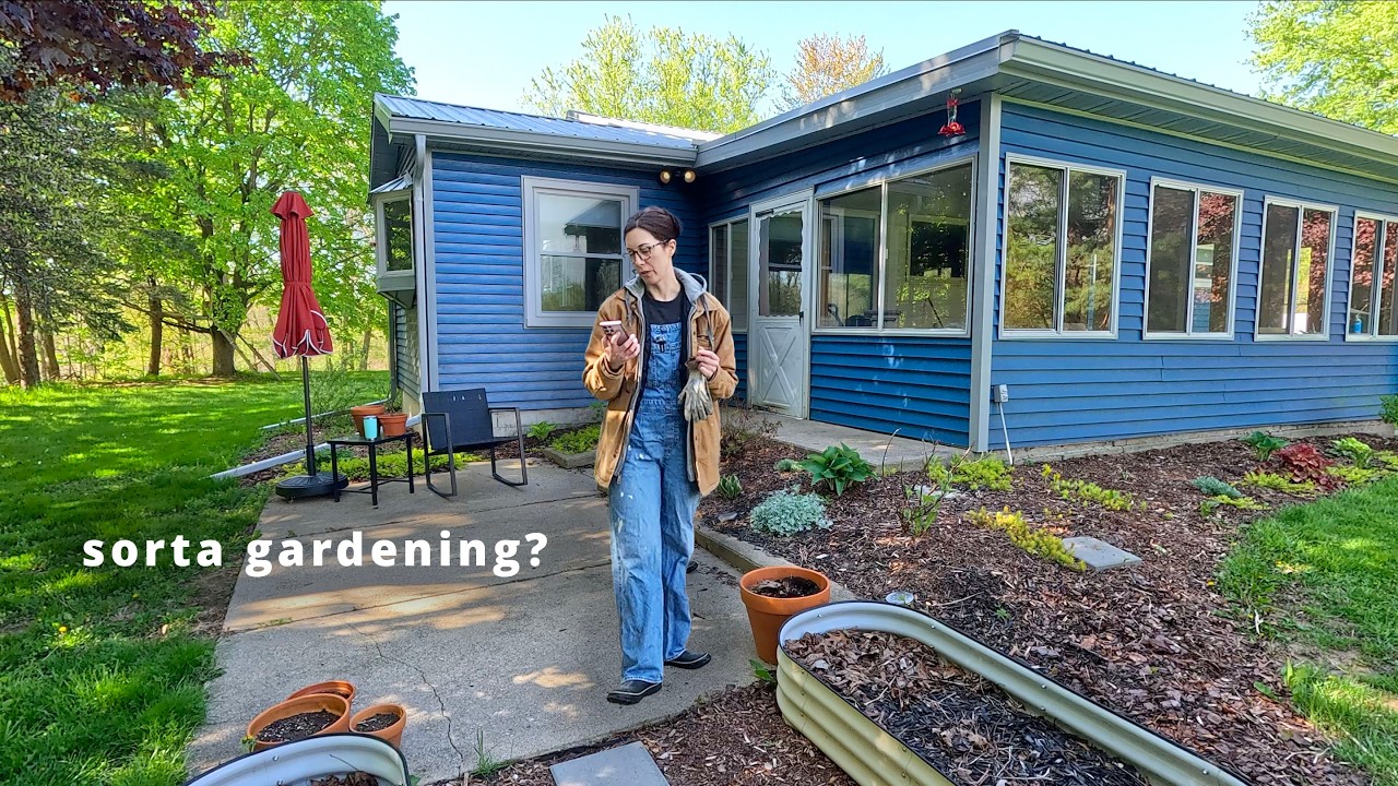Answering Your Questions While Pretending to Garden