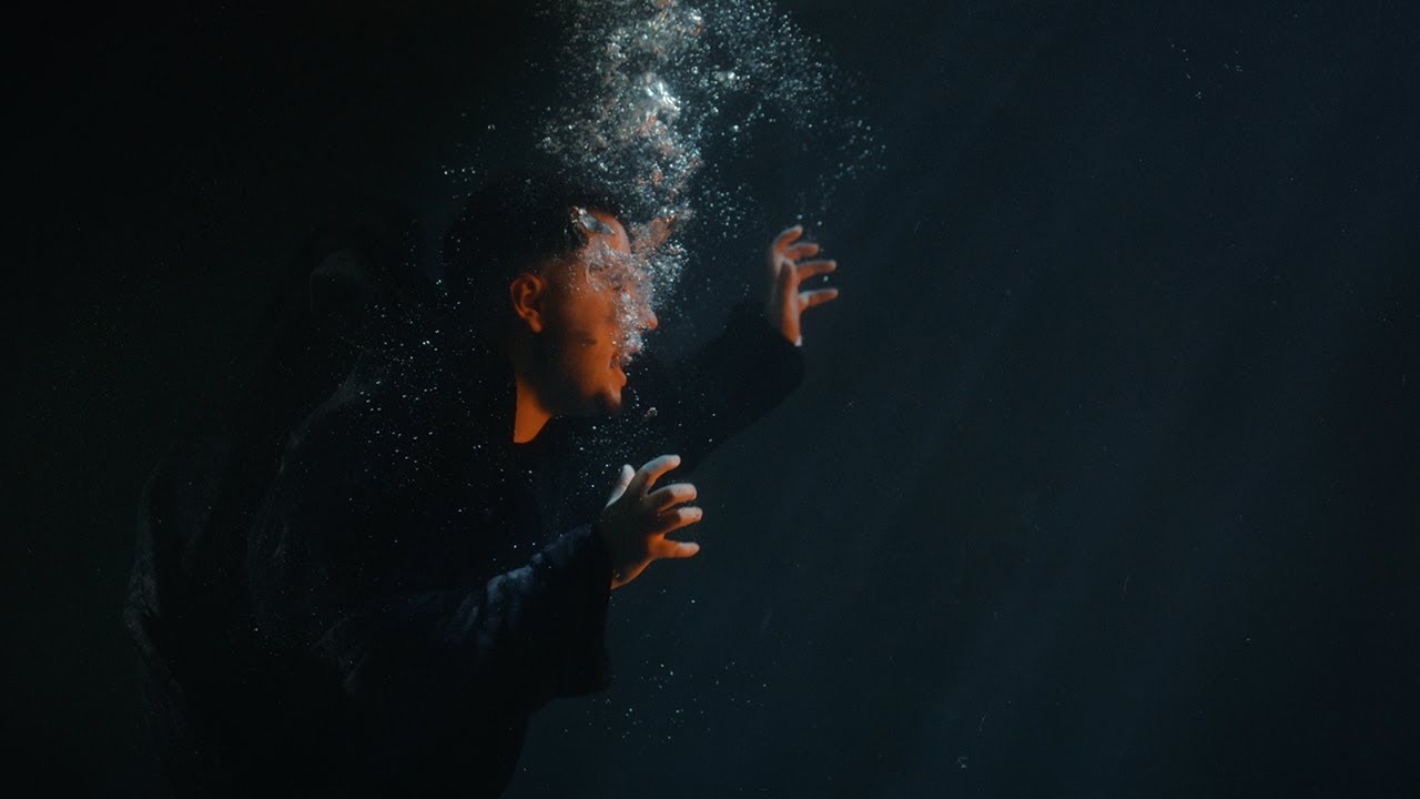 Electron Unveil Explosive, Eerie Cut ‘Lie to Me’ – Mesmerized