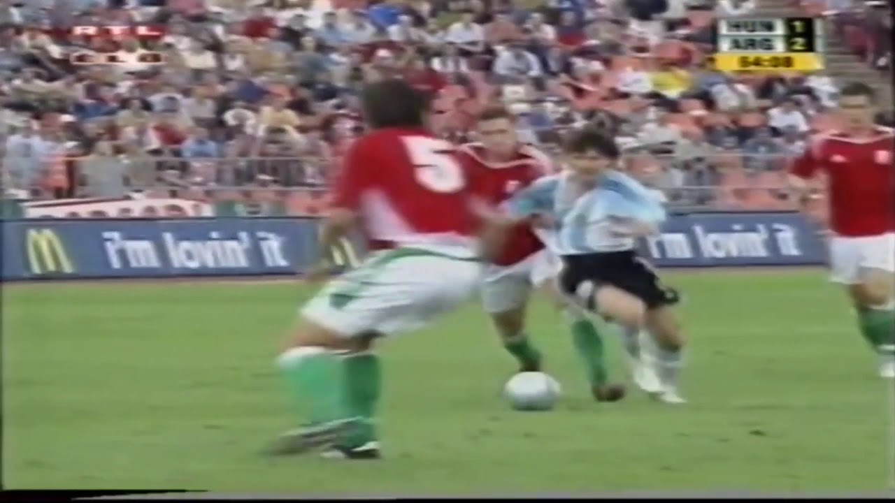 LIONEL MESSI RED CARD VS HUNGARY