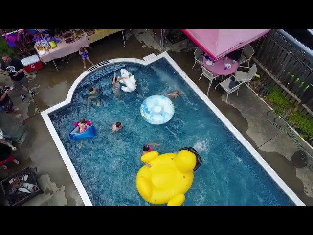 Intex Mega Duck Float - Inflatable Products