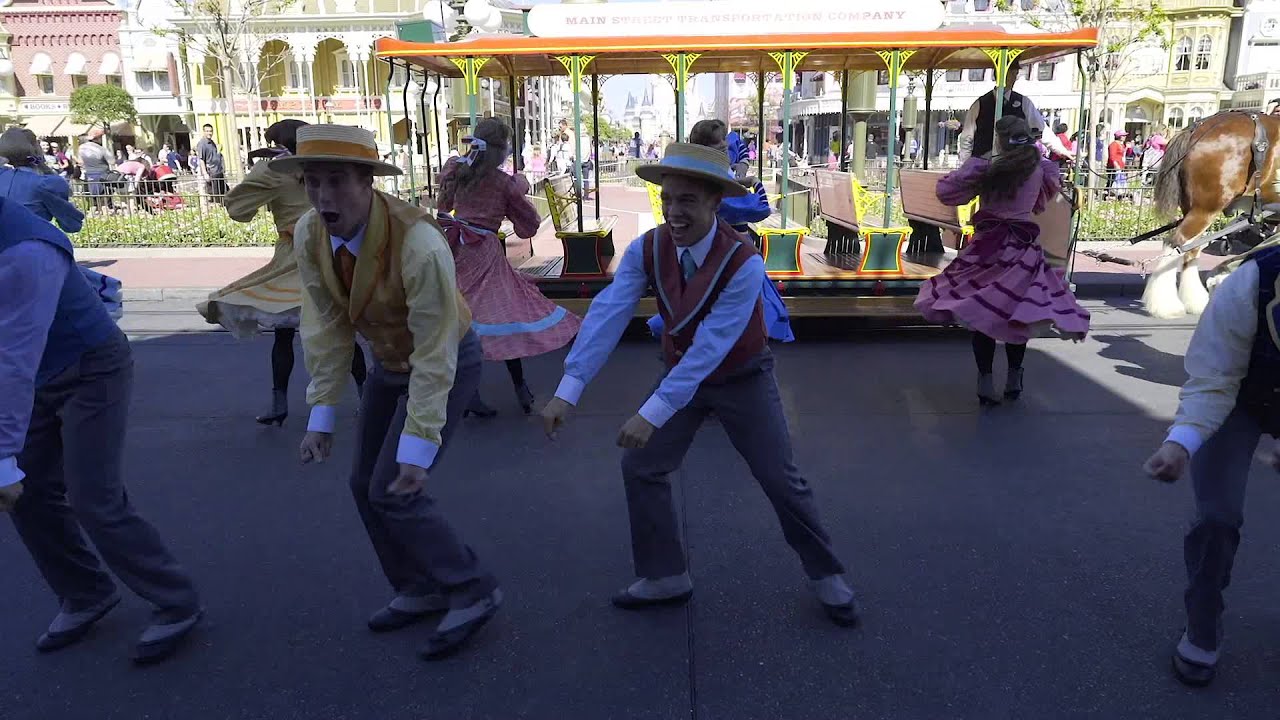 Main Street Trolley Show