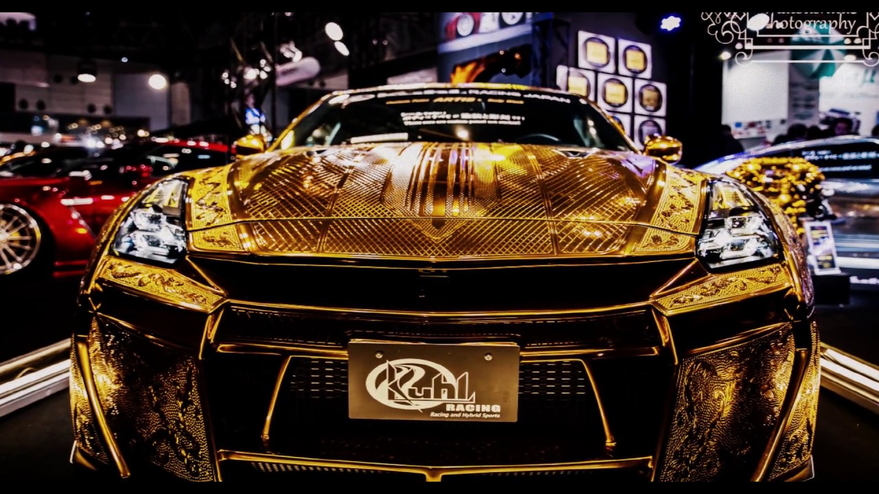 Gold Nissan GT-R with Metal Engraving Has Matching Gold Engine in Japan ...