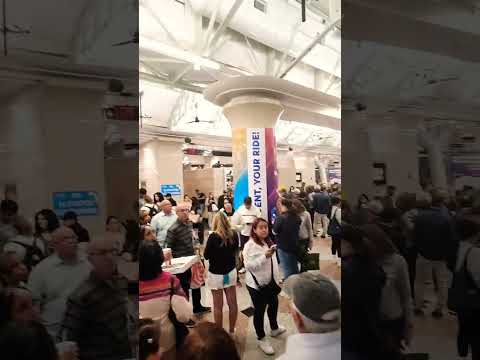 Crowded penn station train to Newark int Airport #viral #travel