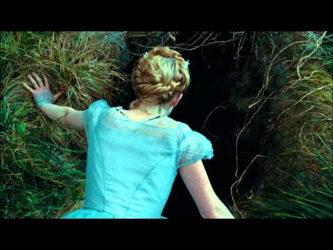 Alice in Wonderland(2010)(Eng Dub) Images
