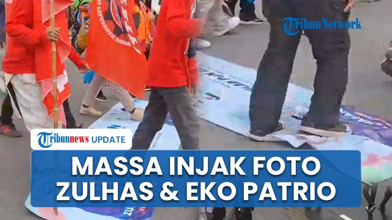 Luapkan Emosi, Massa Injak-injak Foto Zulkifli Hasan-Eko Patrio ...