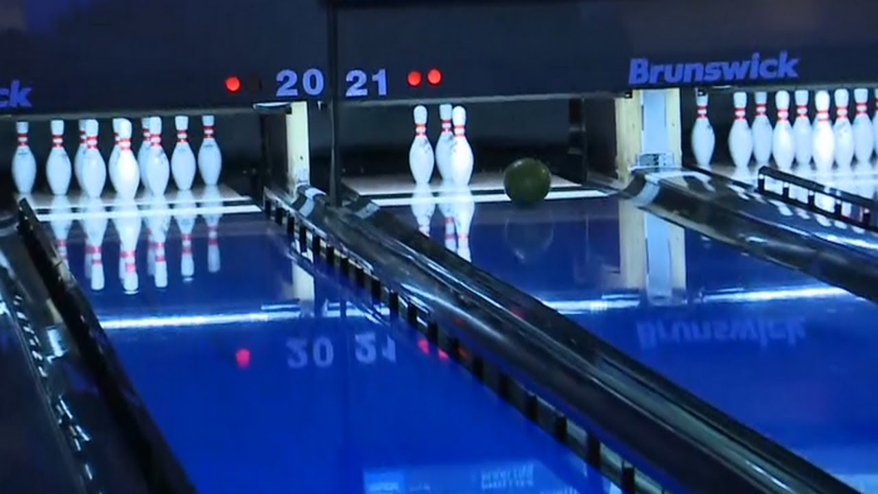 Splitsville Burlington offers fun for every age