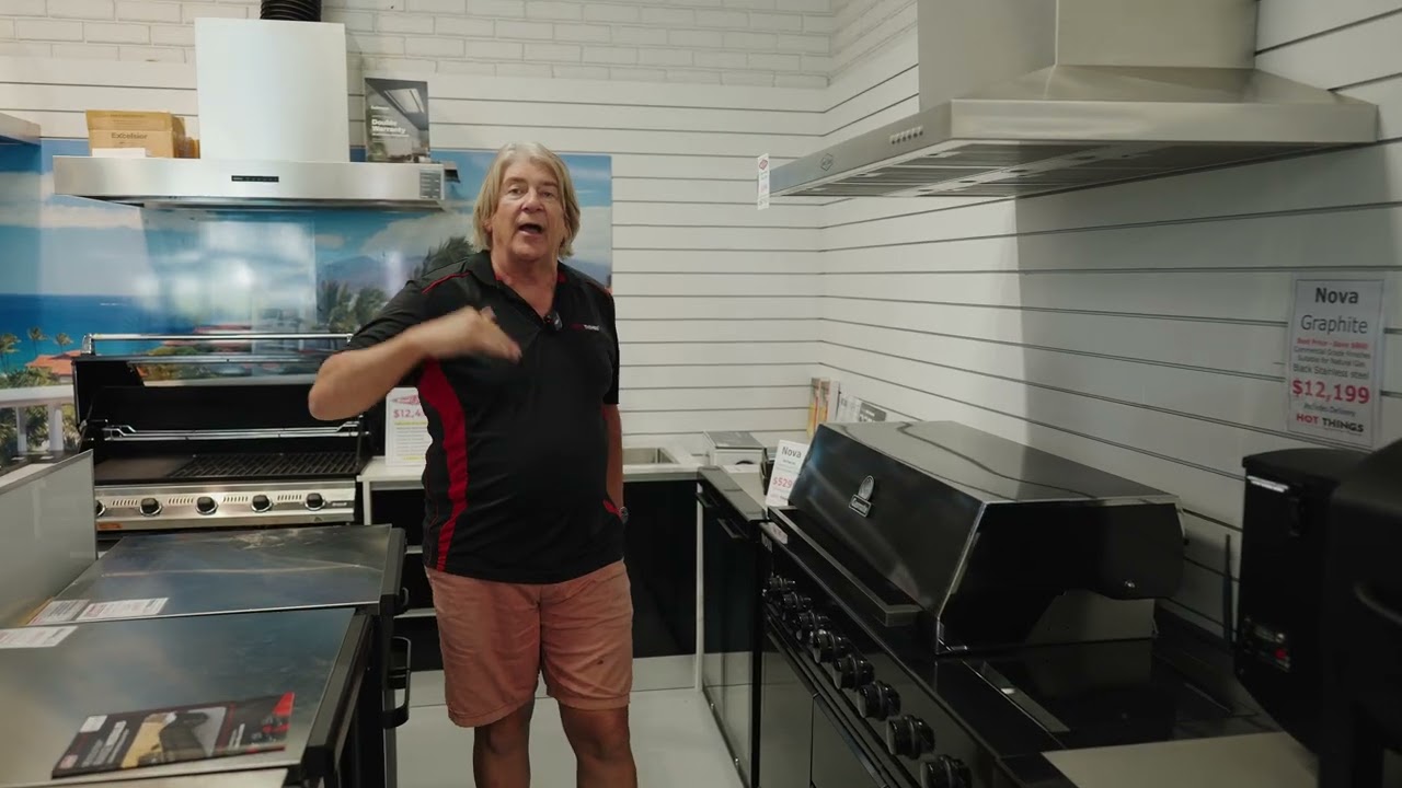 Modular VS Custom Outdoor Kitchen - Which is Better for You?