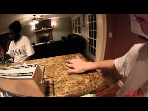 Nuevos videos de Mike Schneider. | Fingerboard Extreme