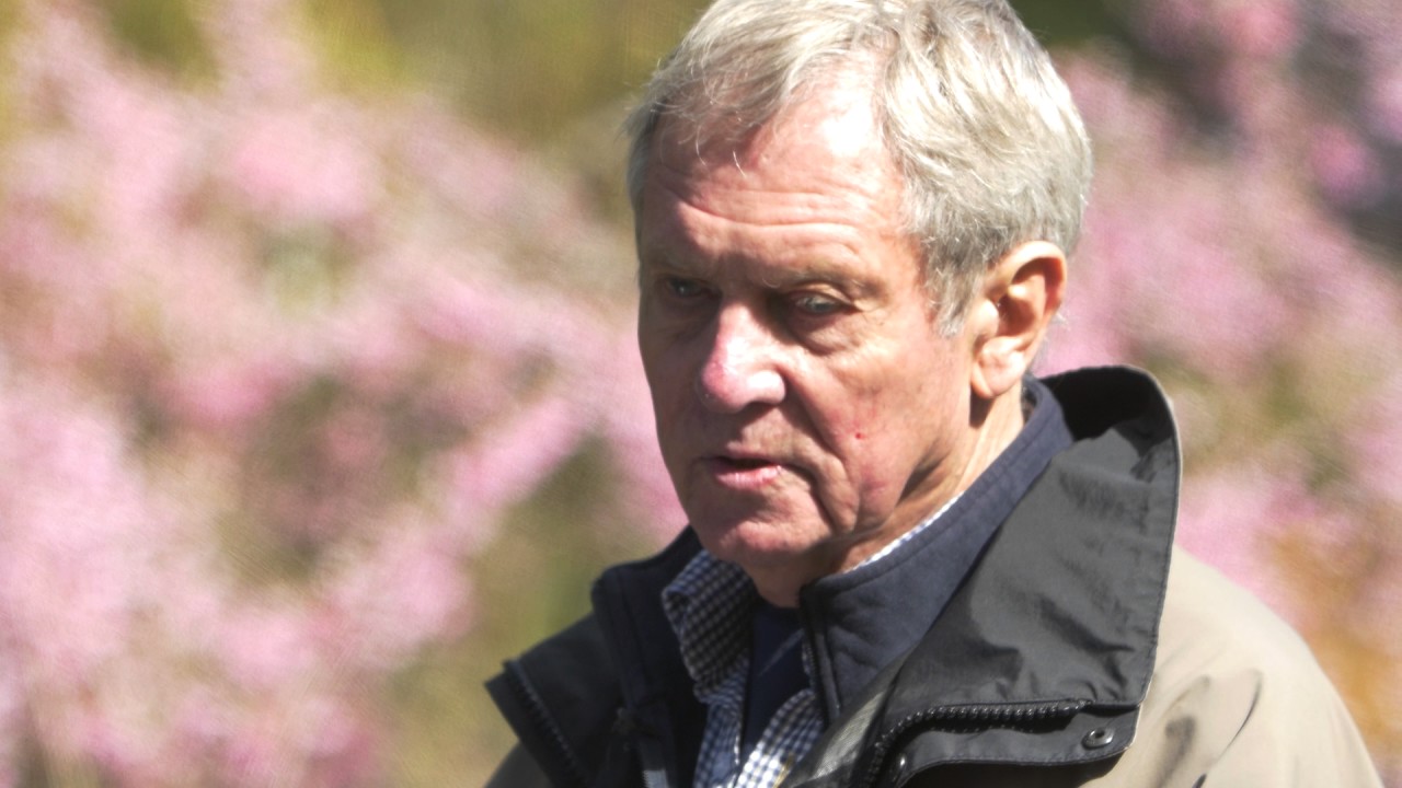 Robert Bateman: Gesture Sketching in Nature - NatureSketch Club Video #3