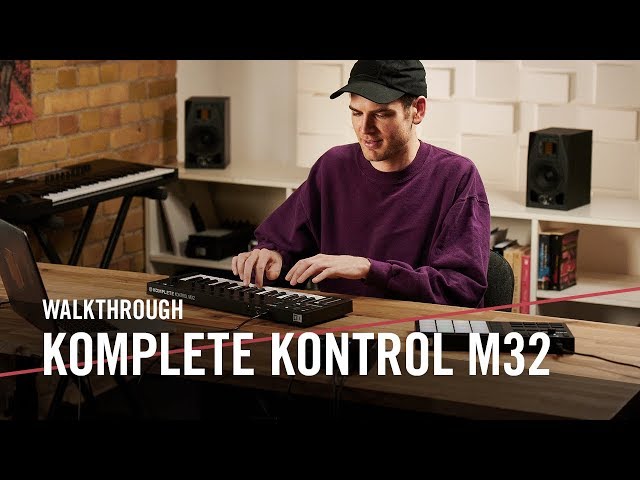 NATIVE INSTRUMENTS Komplete Kontrol M32 USB/MIDI keyboard | Kytary.cz