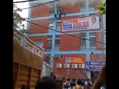 Delhi UPSC coaching fire #mukherjeenagar #upsclife #lifethreatening