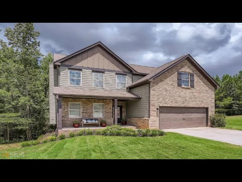 520 Mullen Court, Locust Grove, GA Presented by Vanessa Calhoun.