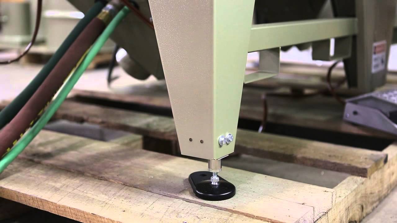 Adjustable Height Blast Cabinet