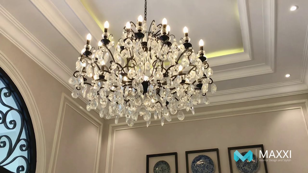 Rumah bergaya modern classic di Palembang by Maxxi Interior Design