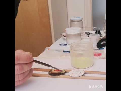 Esmaltes al fuego sobre metal.Joyería creativa