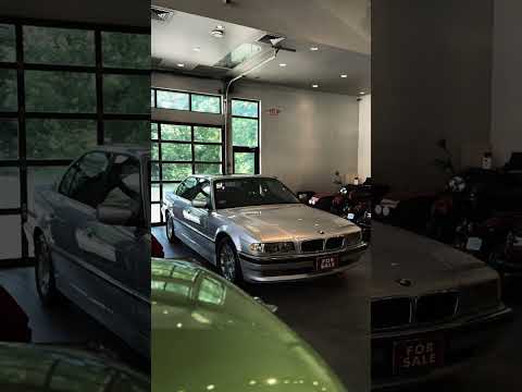 Classic BMW E38 740iL Detail
