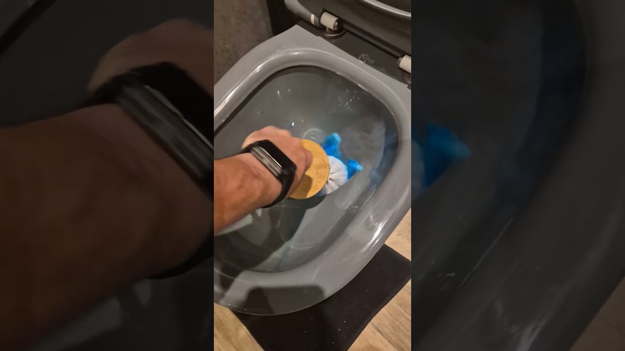 TAK SIĘ MYJE KIBEL!!!