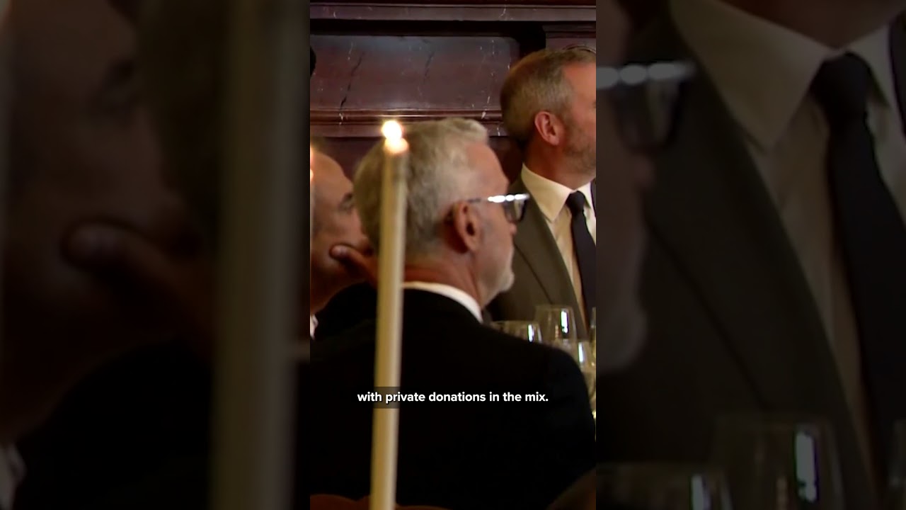 Why did a federal judge pause renovations of the White House ballroom?