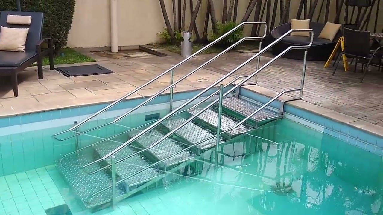 Accessible Stainless Steel Ladder for Swimming Pool - Facility Model