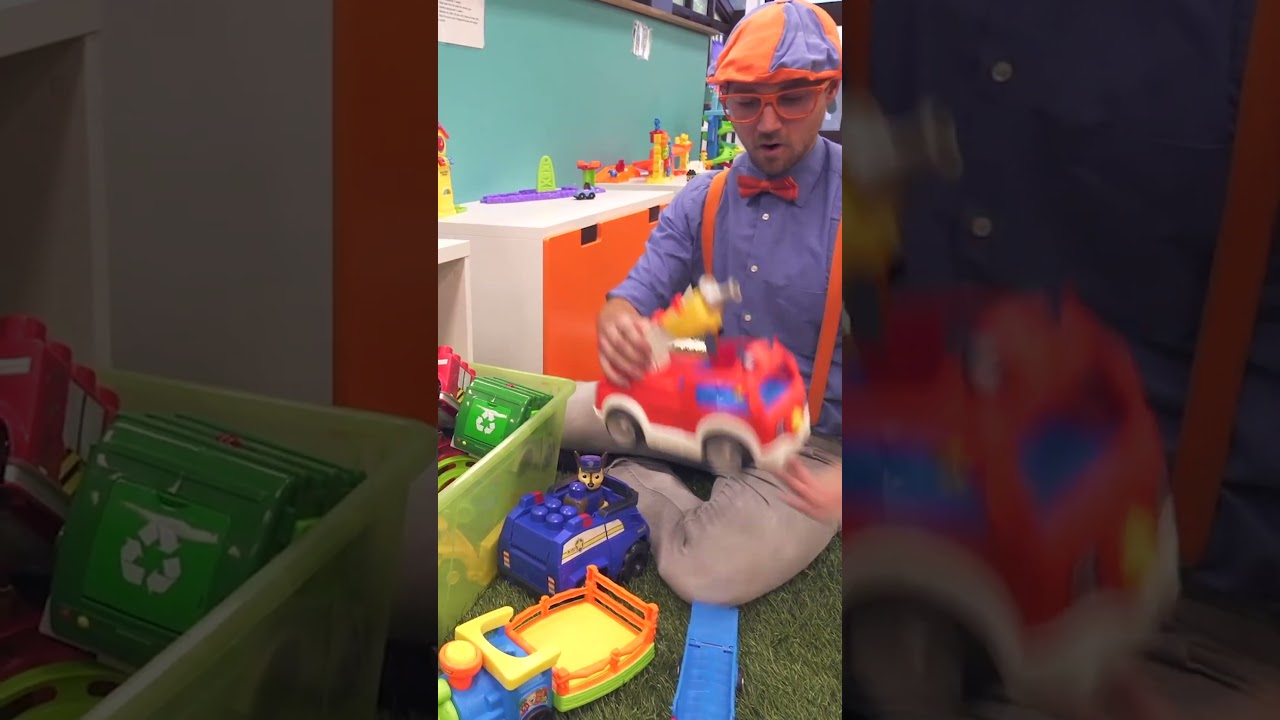 Exploring Colorful Table | Blippi | Kids Songs | Moonbug Kids
