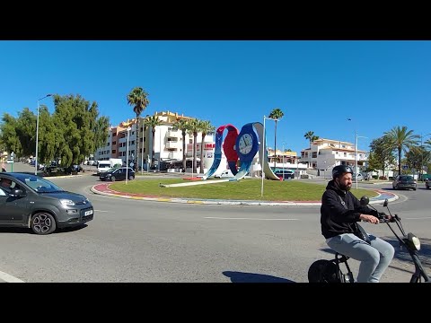 Portugal Albufeira, we wander the streets, what do we find ?