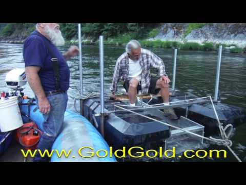 Gold Prospecting - Adjusting waterflow through the sluice