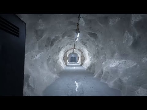 Steam Community :: Video :: Outlast [Part 9] Walrider ; Final Boss, Ending