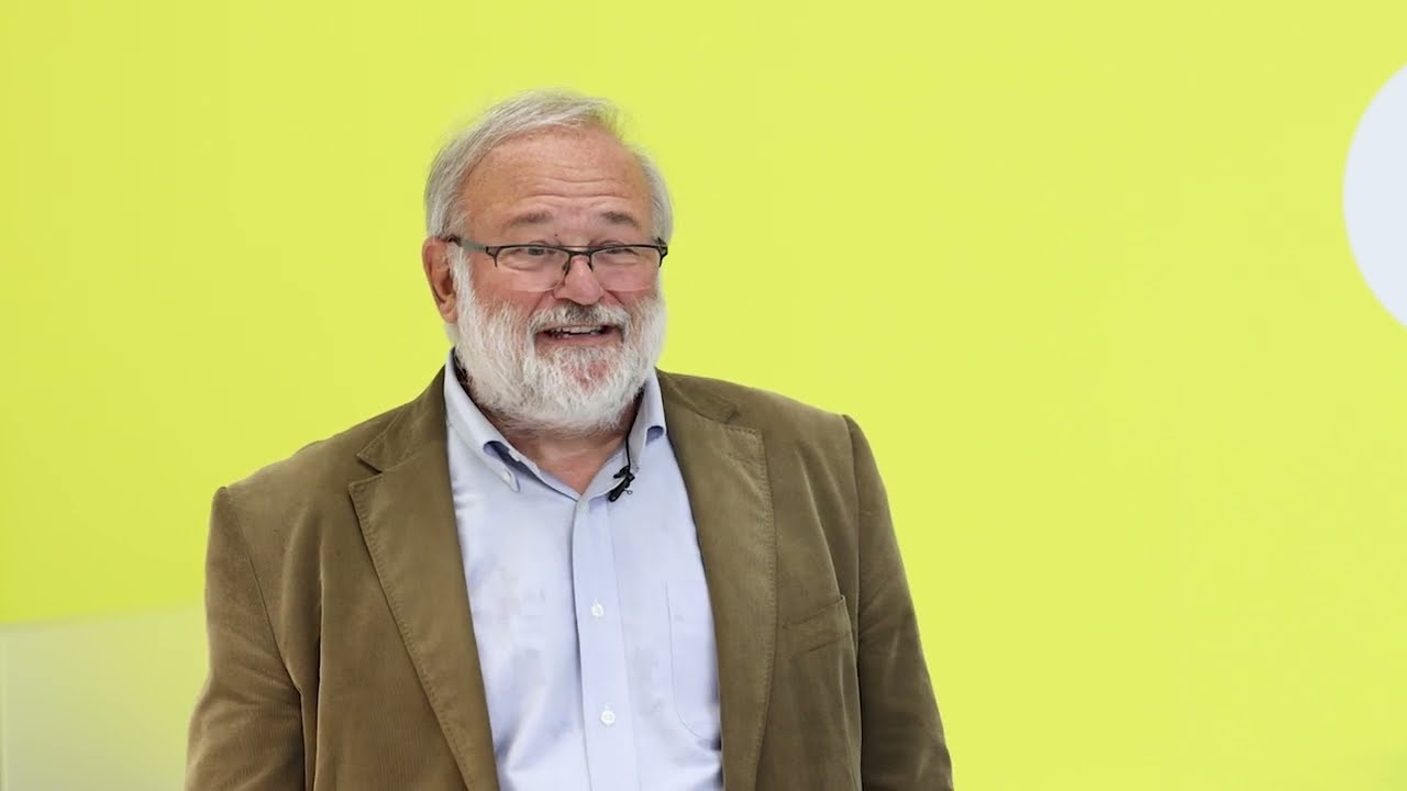 Célébrons notre mission universitaire avec notre chercheur Roger ...