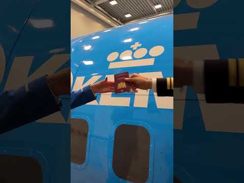KLM lovers everywhere! π Who is your number one travel partner?