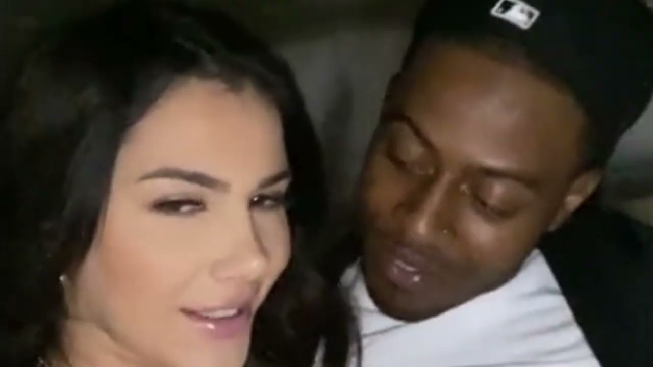 Interracial couple tongue kiss//HD//
