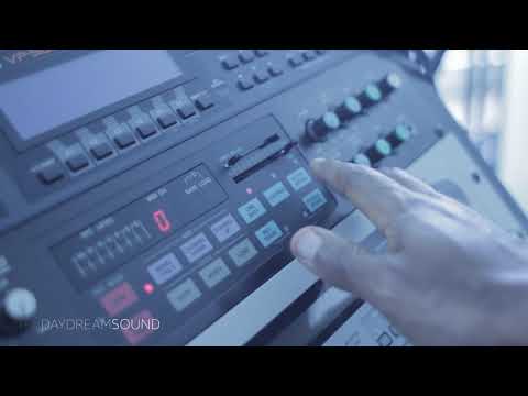 Akai S612 Sampler with MD280 Disk Drive | Reverb
